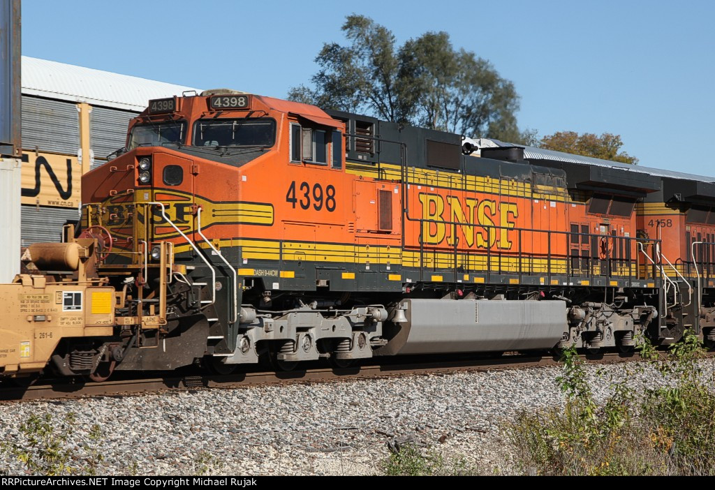 BNSF 4398